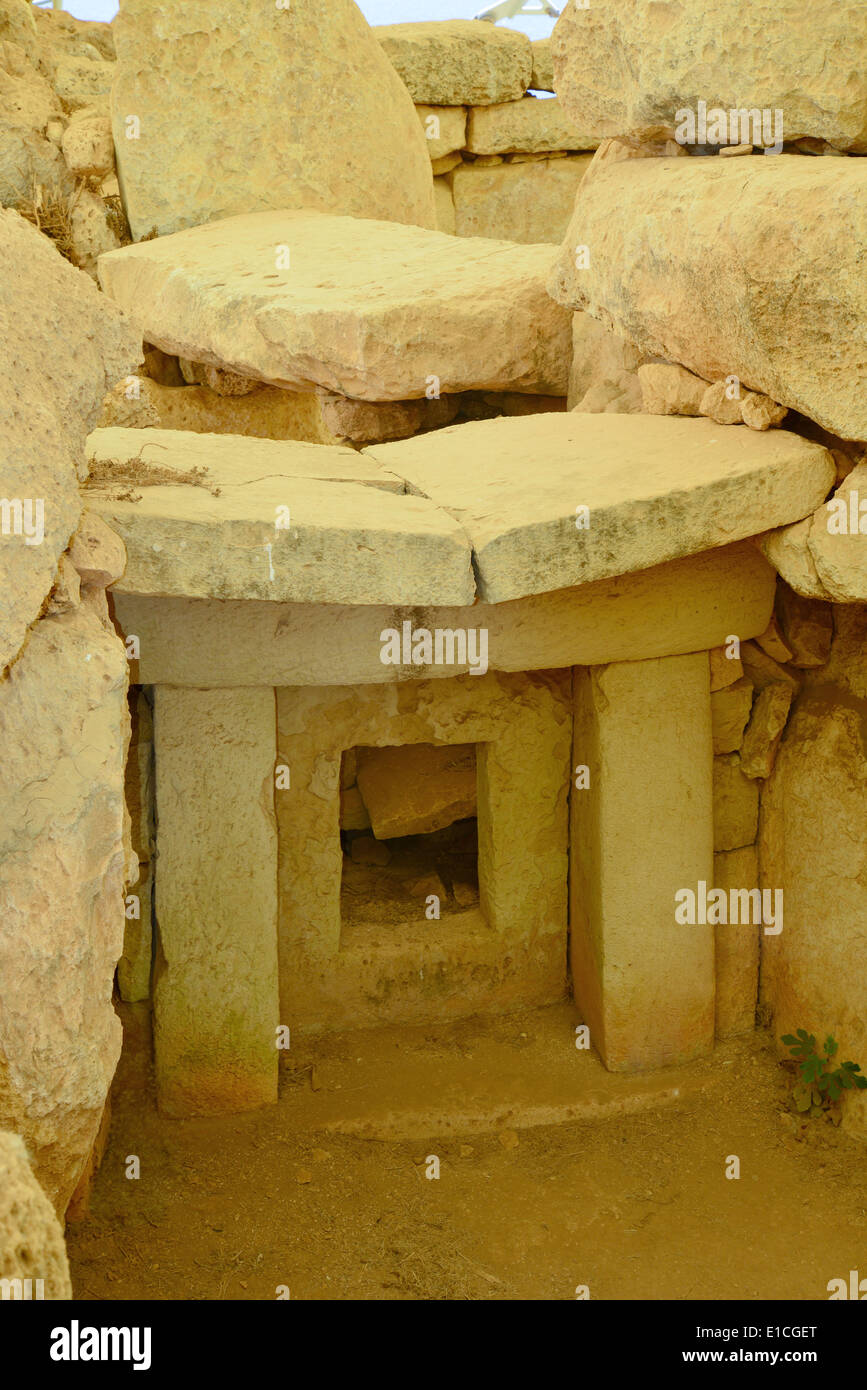 Mnajdra Temple, Ħaġar Qim & Mnajdra Archaeological Park, Qrendi, South ...