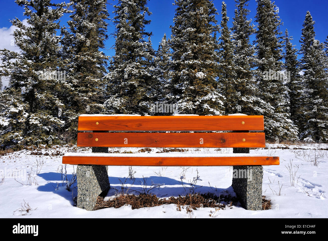 Bench seat winter hi-res stock photography and images - Alamy