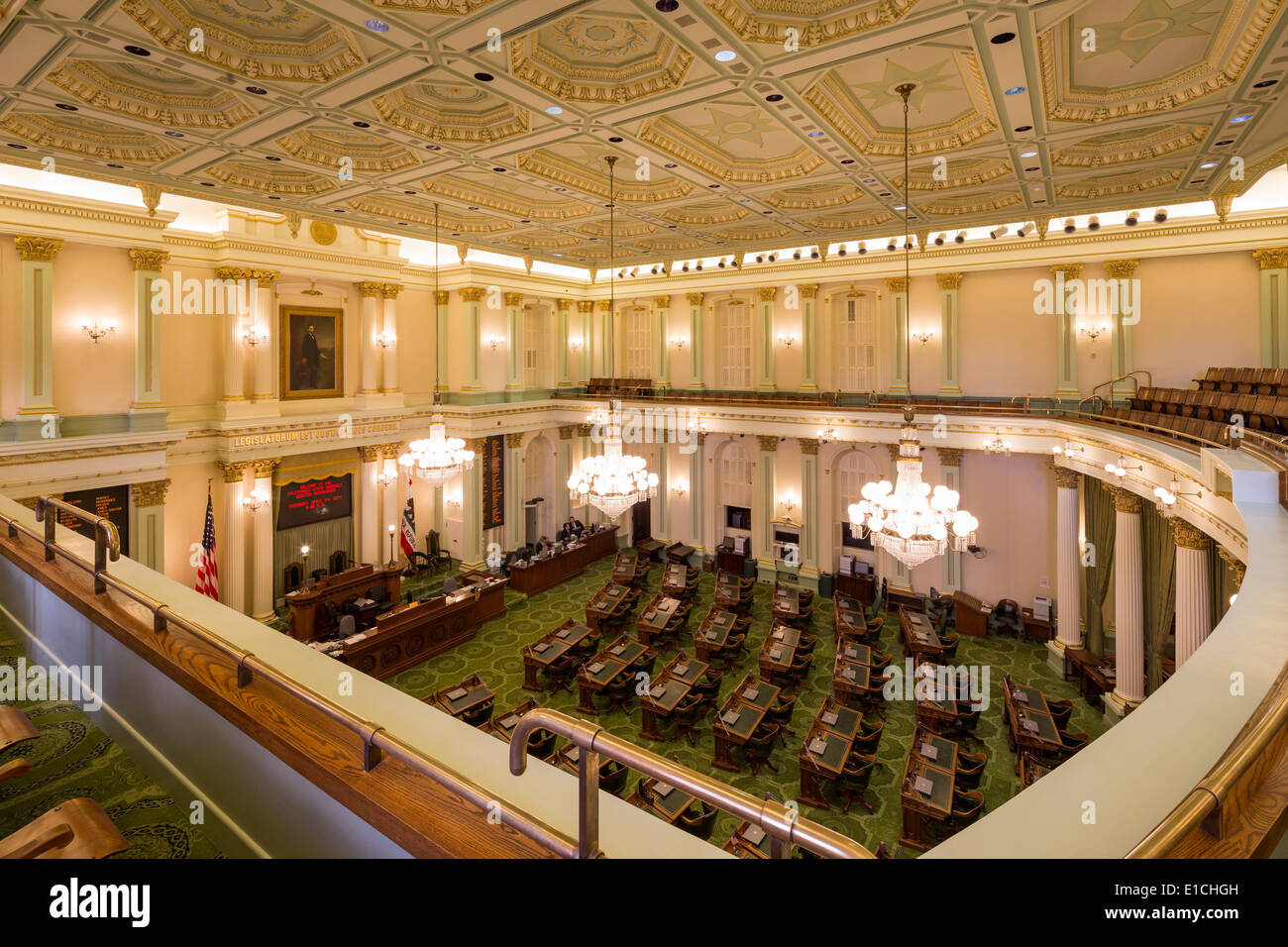 Inside dome california state capitol hi-res stock photography and ...