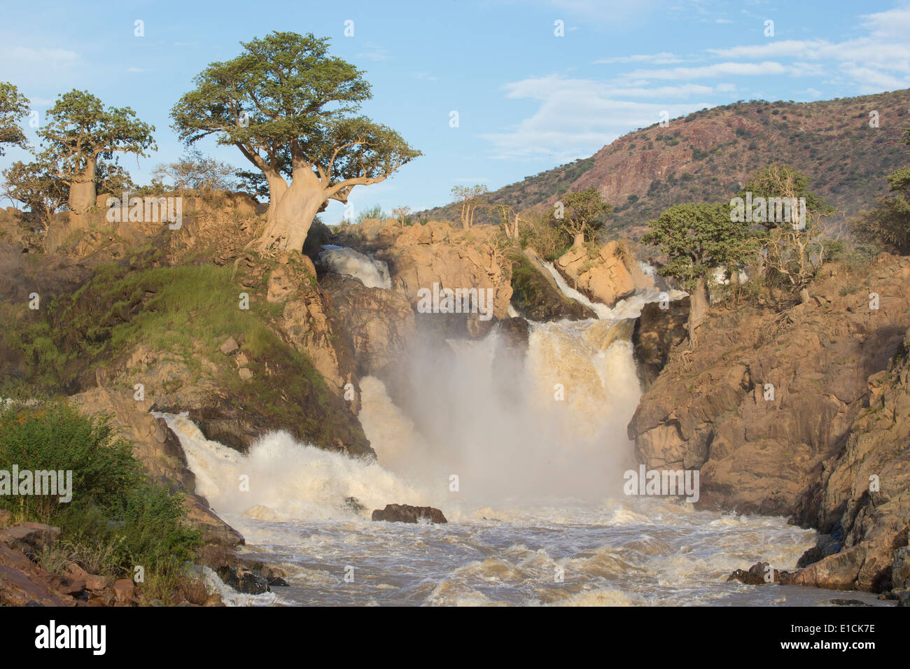 Epupa waterfall hi-res stock photography and images - Alamy