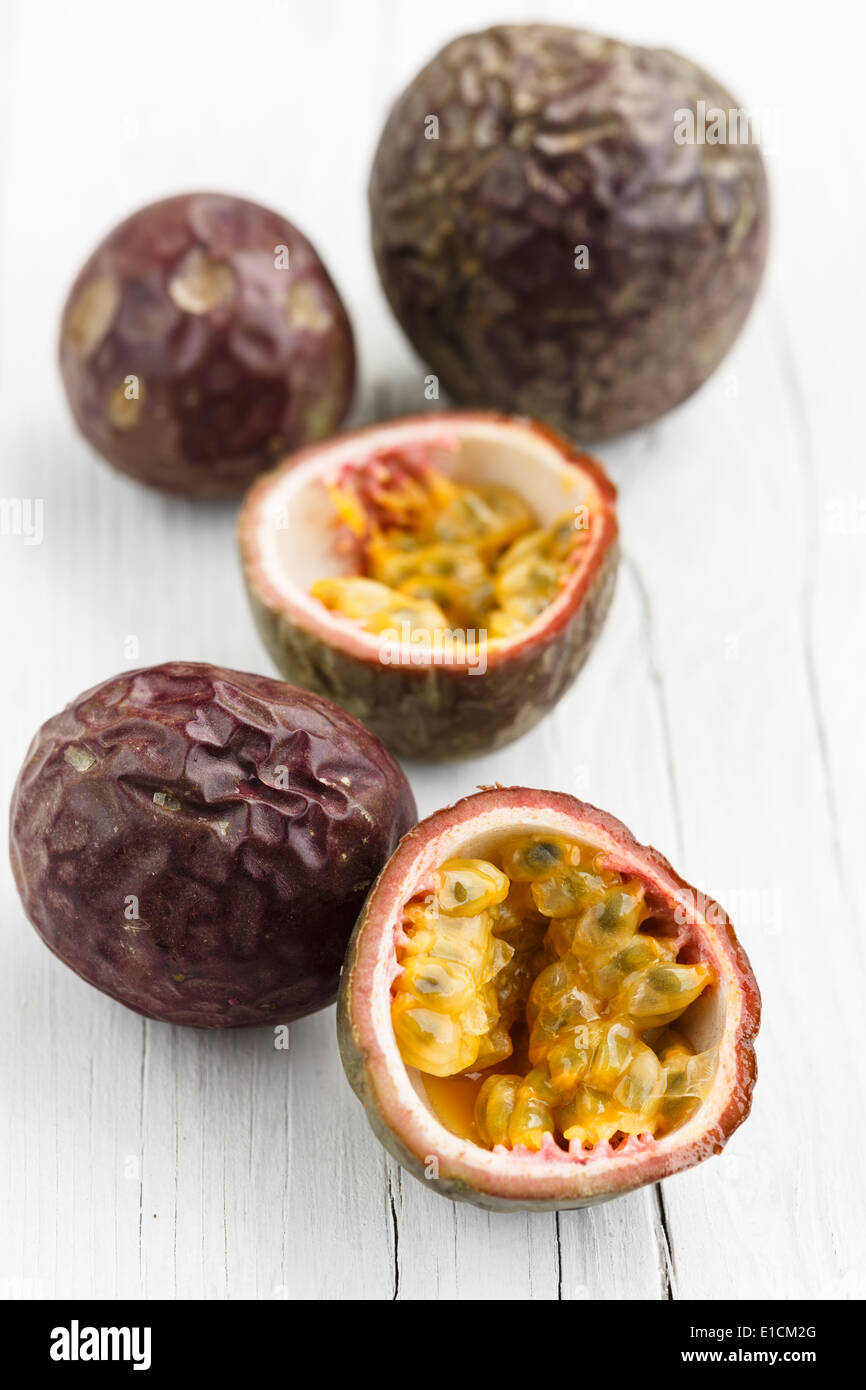 Passionfruit pulp hi-res stock photography and images - Alamy