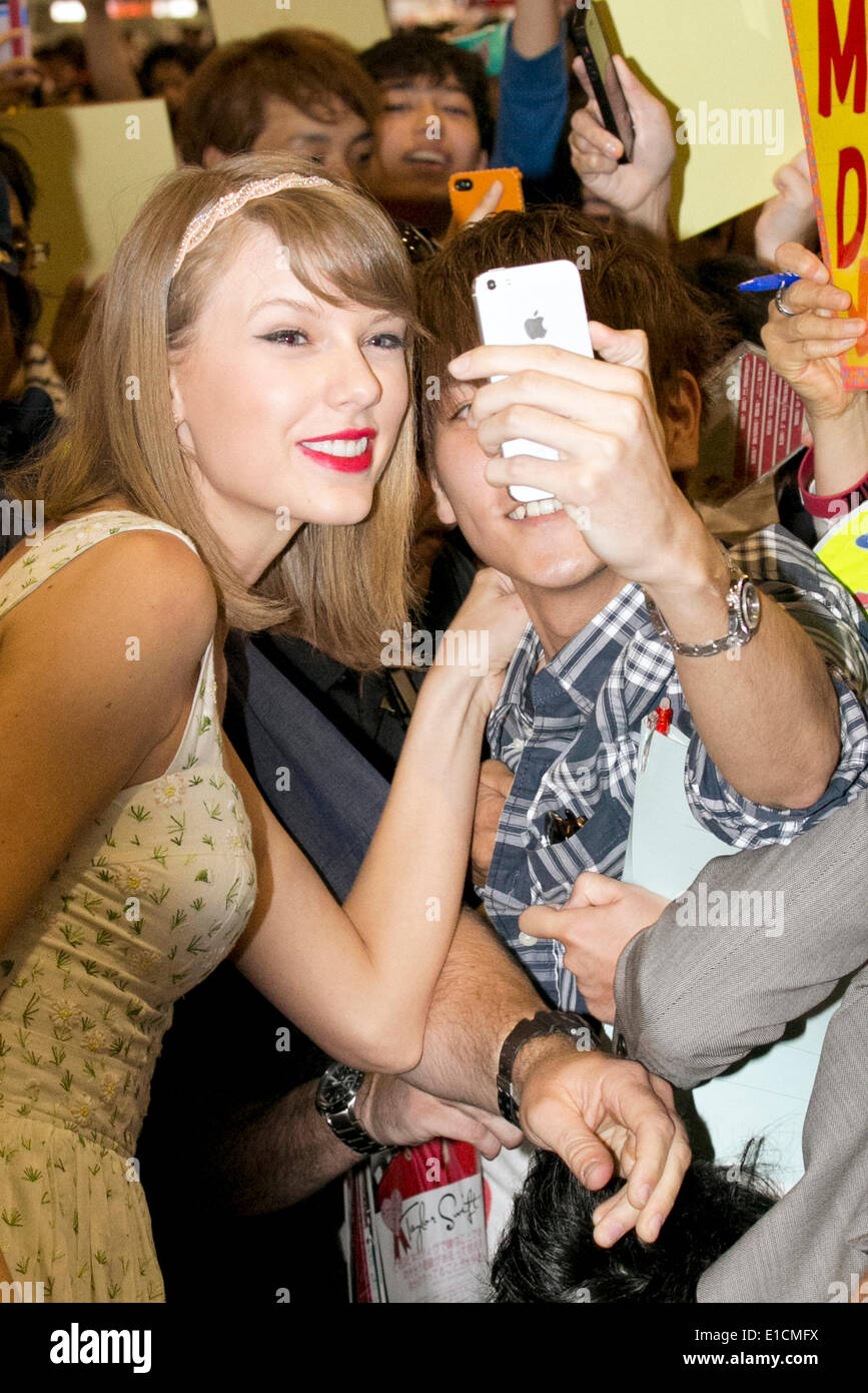 Taylor swift 2014 japan hi-res stock photography and images - Alamy