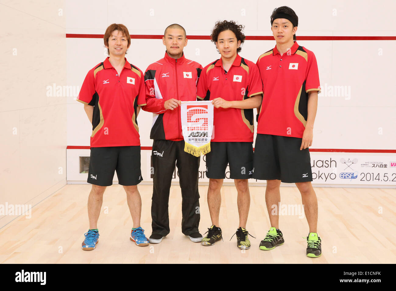 Spa Shirokane, Tokyo, Japan. 30th May, 2014. (L-R) Takanori Shimizu ...