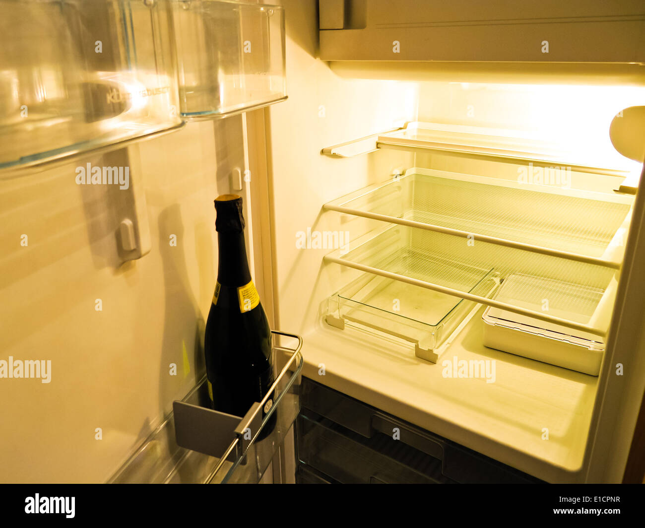 Wine fridge champagne hi-res stock photography and images - Alamy