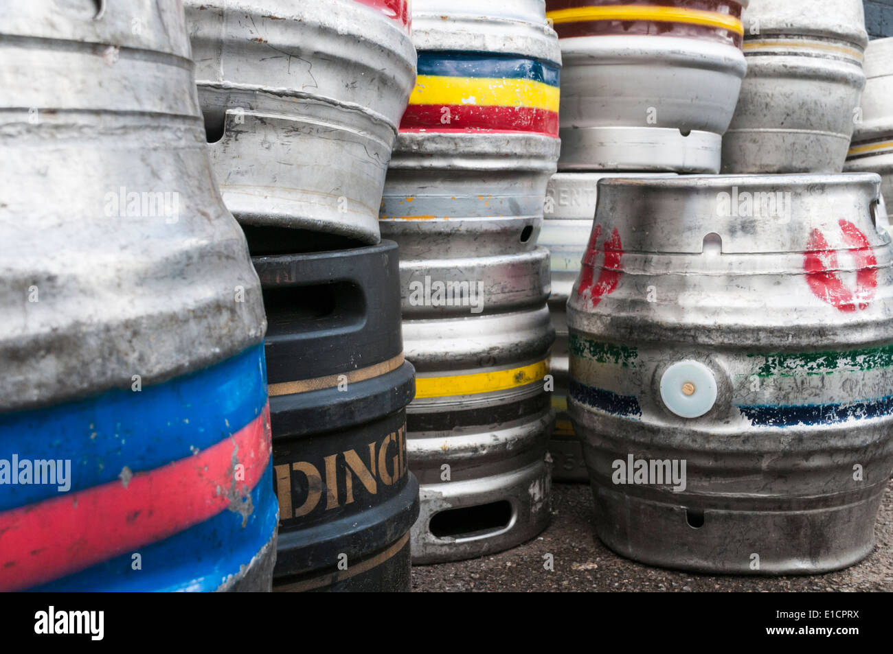 Kegs stacked hi-res stock photography and images - Alamy