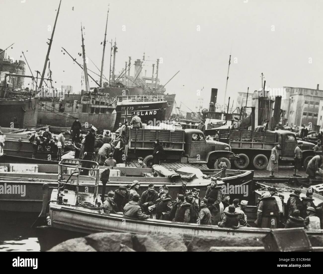 1940s disembark hi-res stock photography and images - Alamy