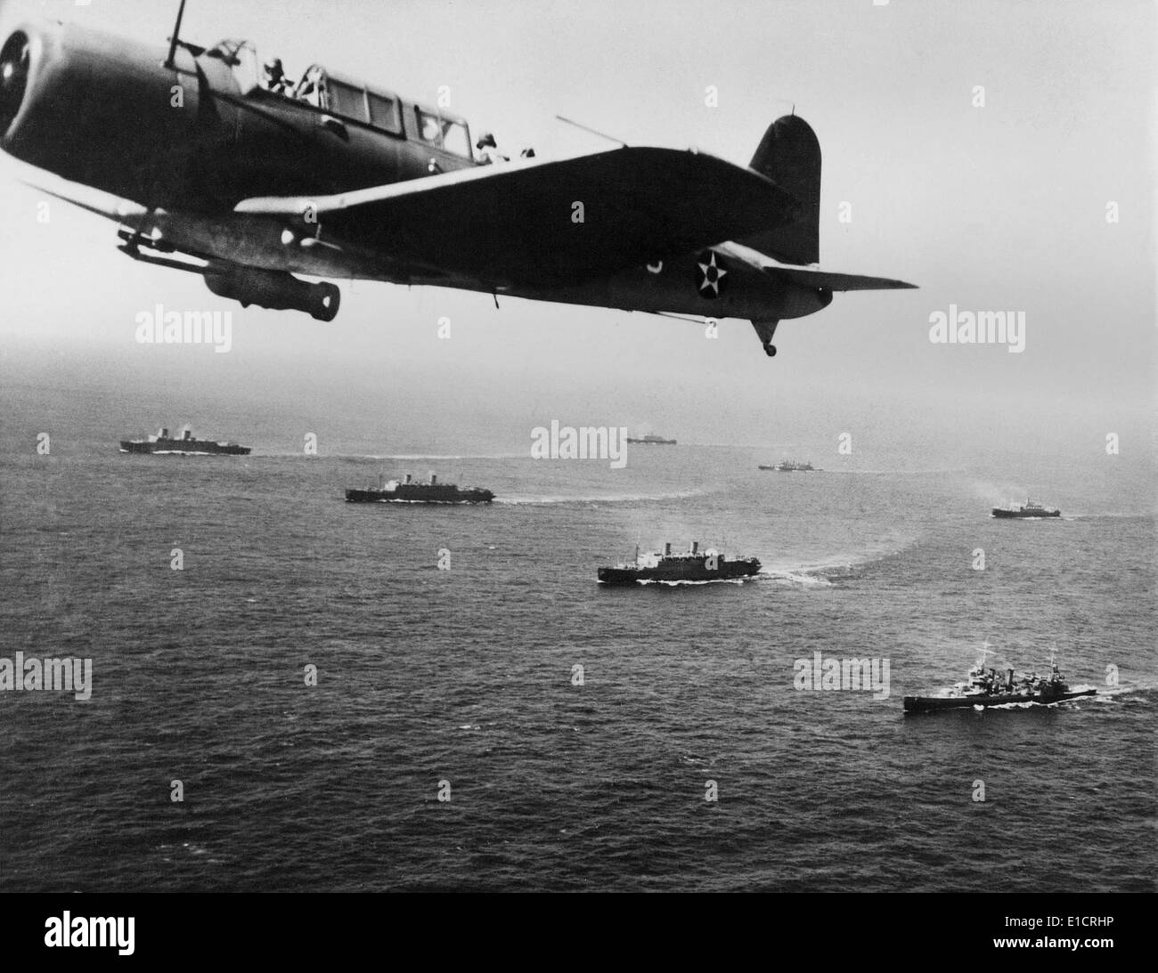 Ww2 convoys atlantic hi-res stock photography and images - Alamy