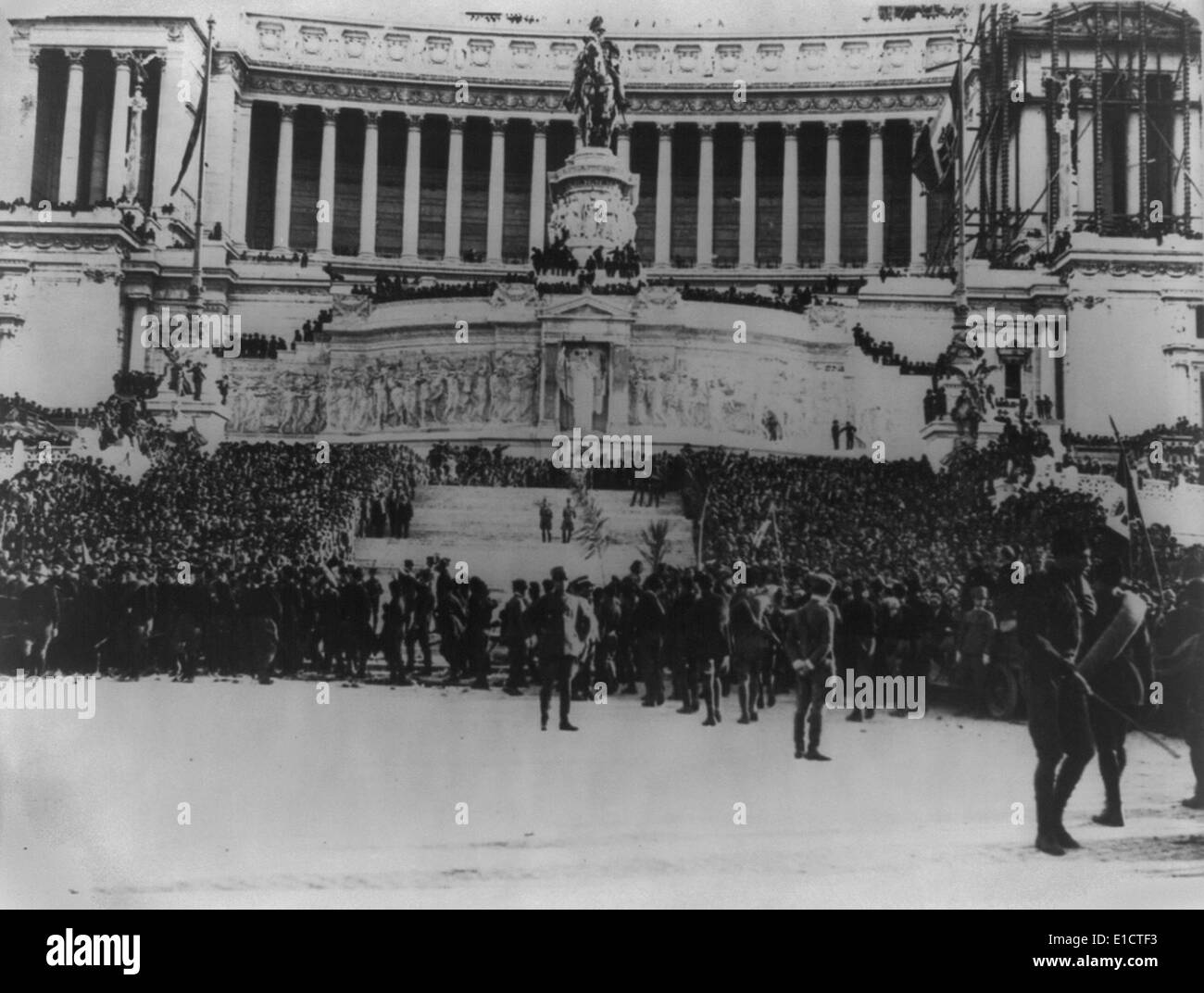 Rome 1920s hi-res stock photography and images - Alamy