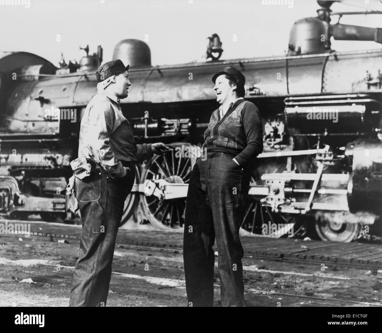 Railroad workers Black and White Stock Photos & Images - Alamy
