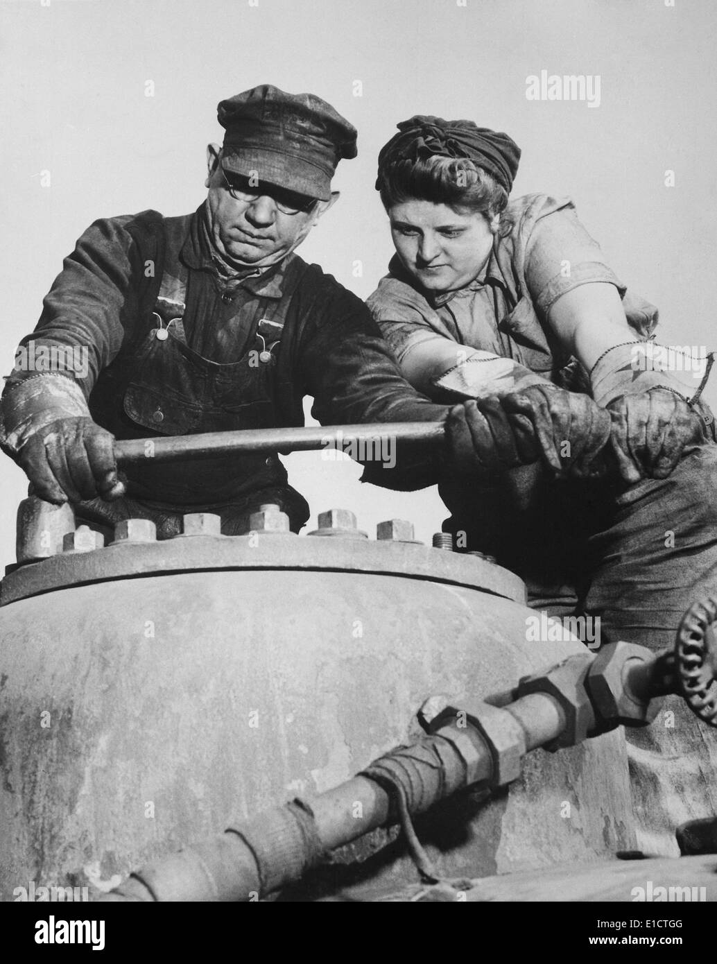 American women mechanical helper, on the Baltimore & Ohio Railroad ...