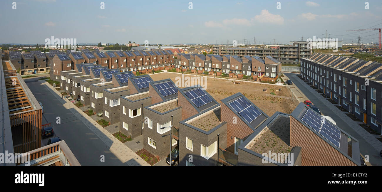 Barking riverside housing hi-res stock photography and images - Alamy