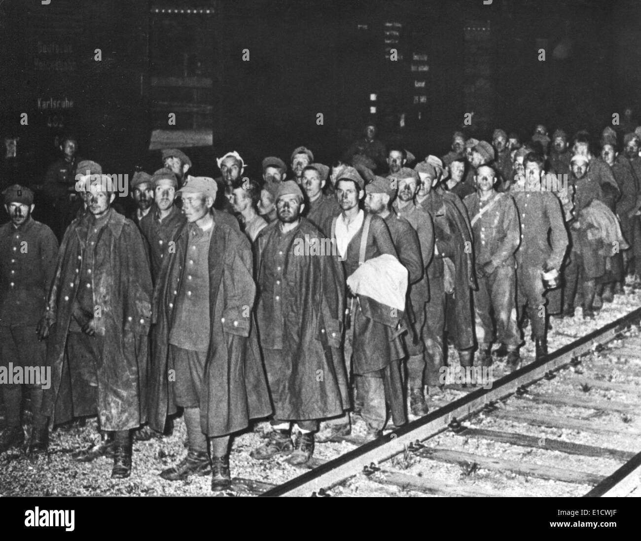 Polish prisoners of war to be transported to camps in Germany in 1939 ...