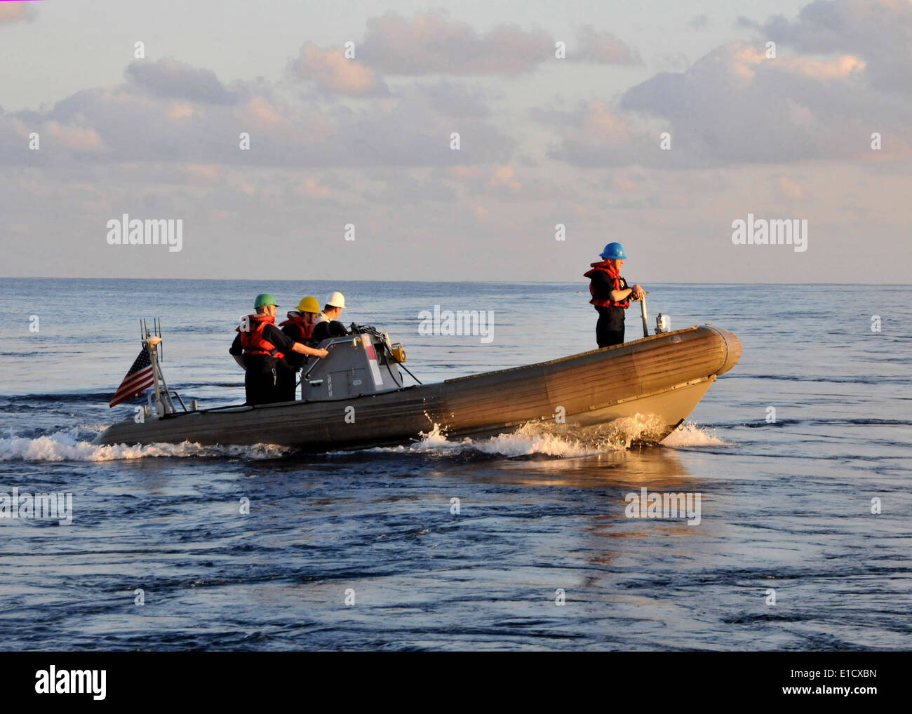 Navy coxswain training hi-res stock photography and images - Alamy