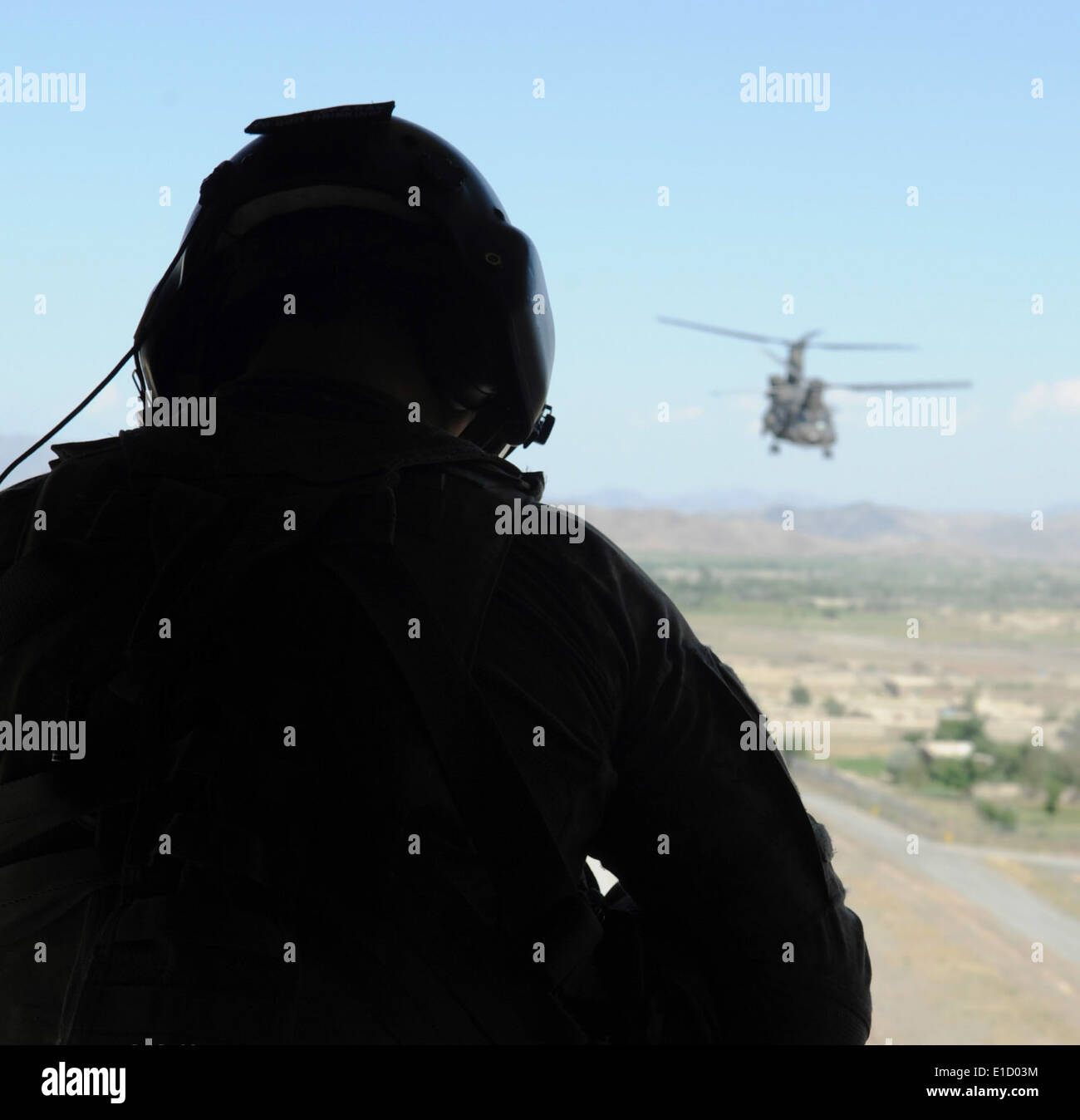 U s army staff sgt nicholas hi-res stock photography and images - Alamy