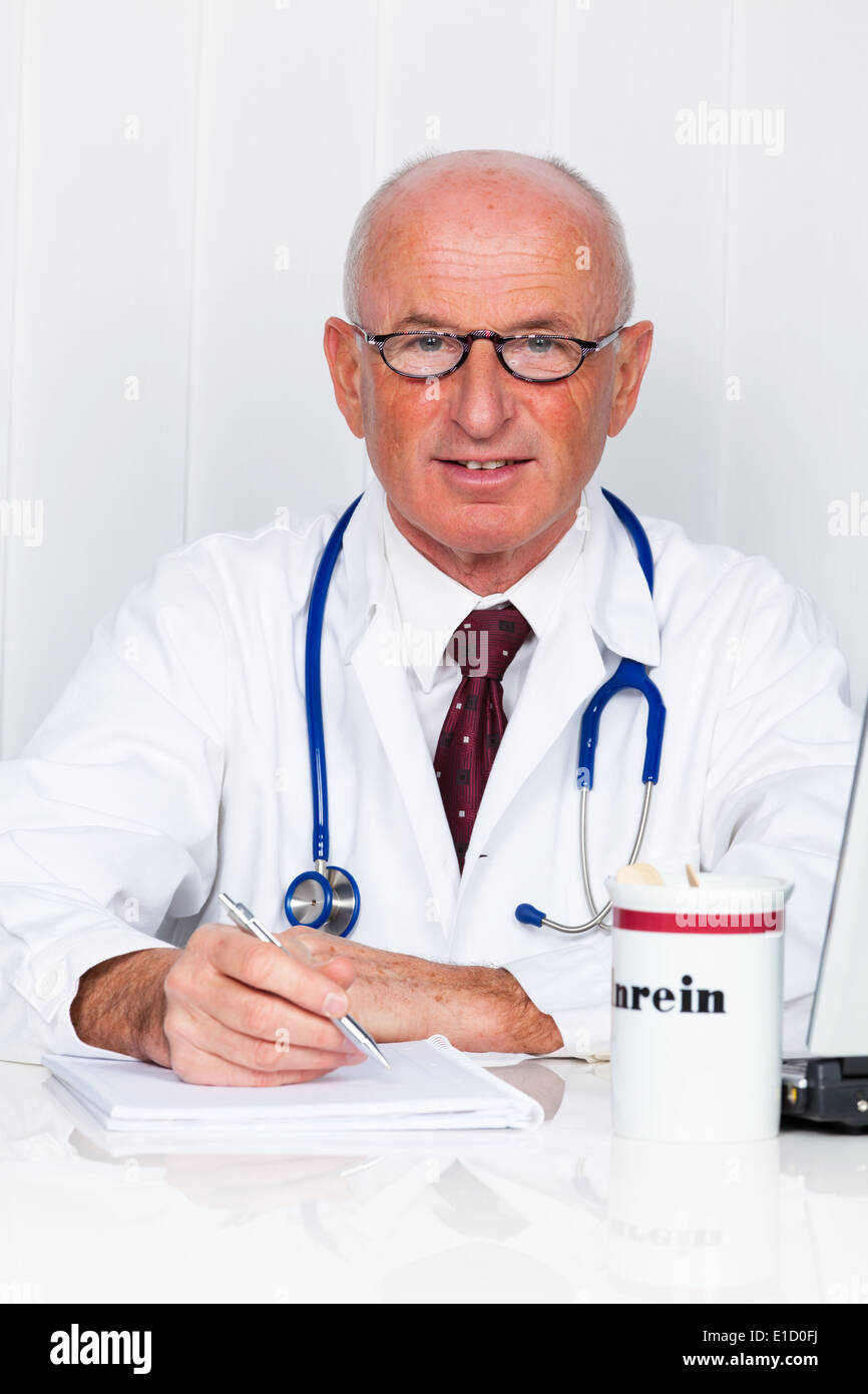 Doctor surgery medical options hi-res stock photography and images - Alamy