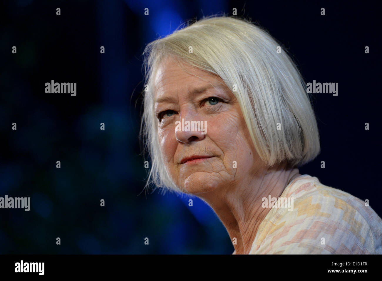 Bbc reporter kate adie hi-res stock photography and images - Alamy