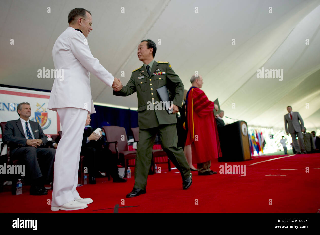 U s navy released navy adm mike mullen usn hi-res stock photography and ...