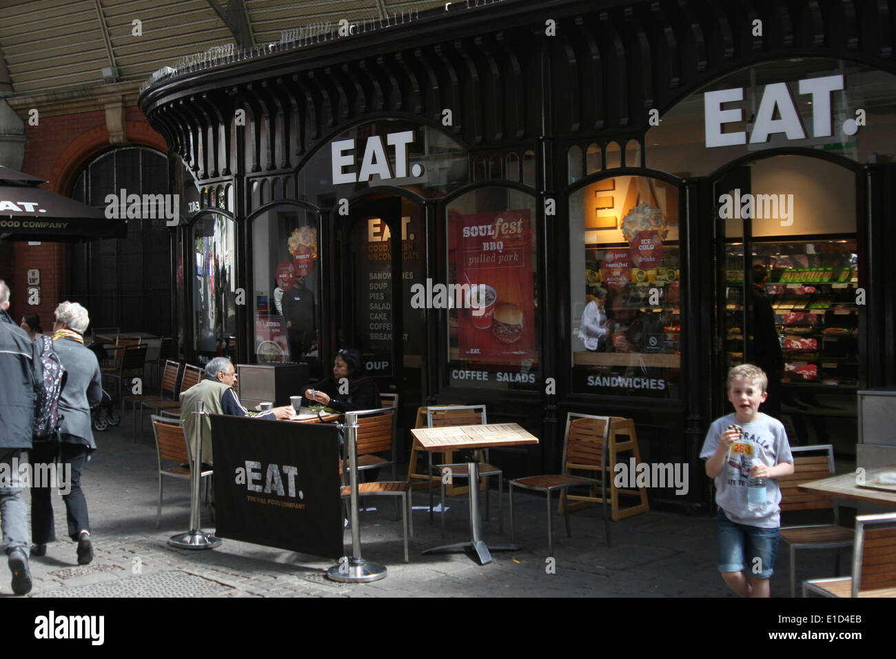 Restaurant chain hi-res stock photography and images - Alamy