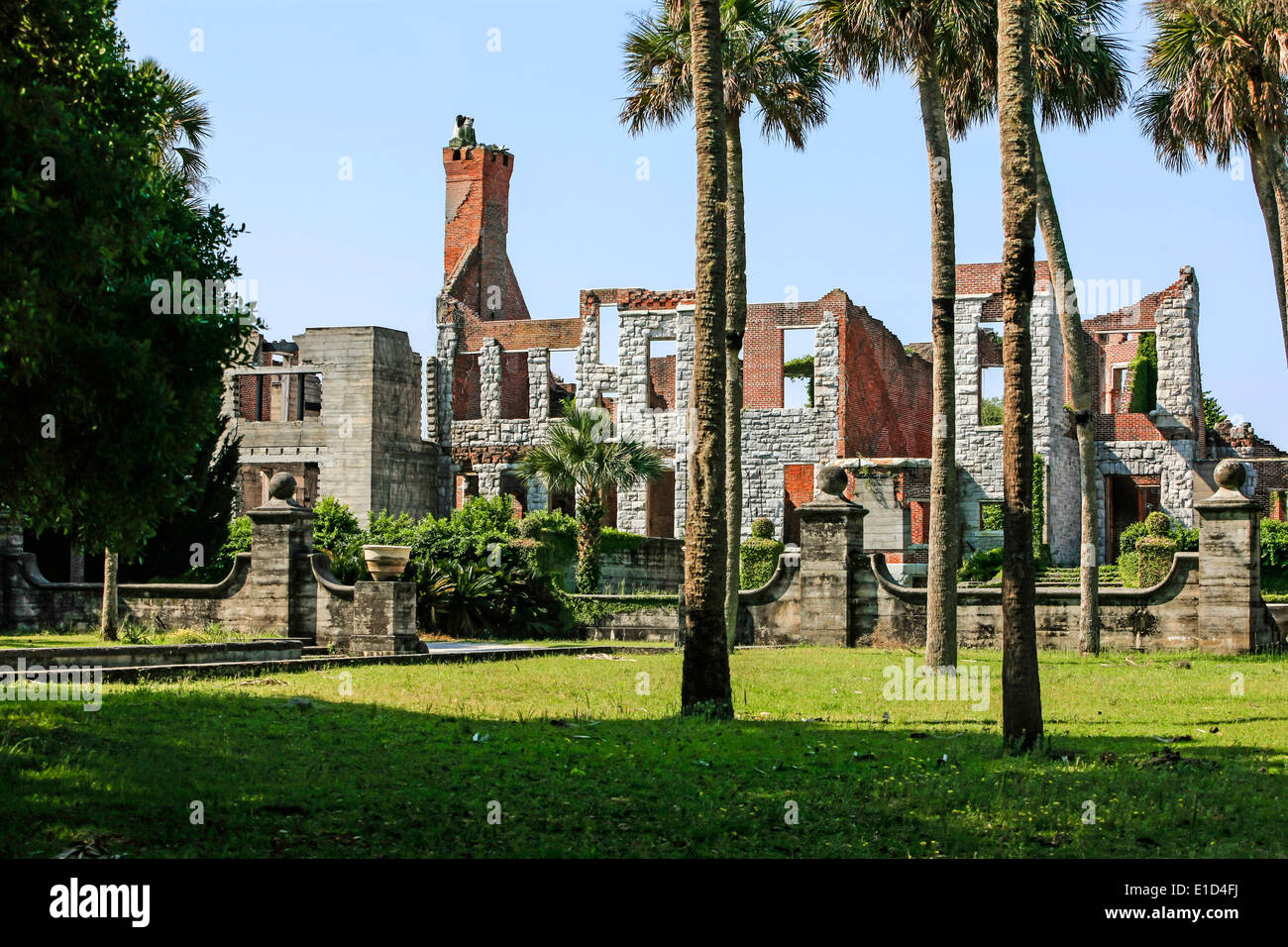 Dungeness mansion hi-res stock photography and images - Alamy