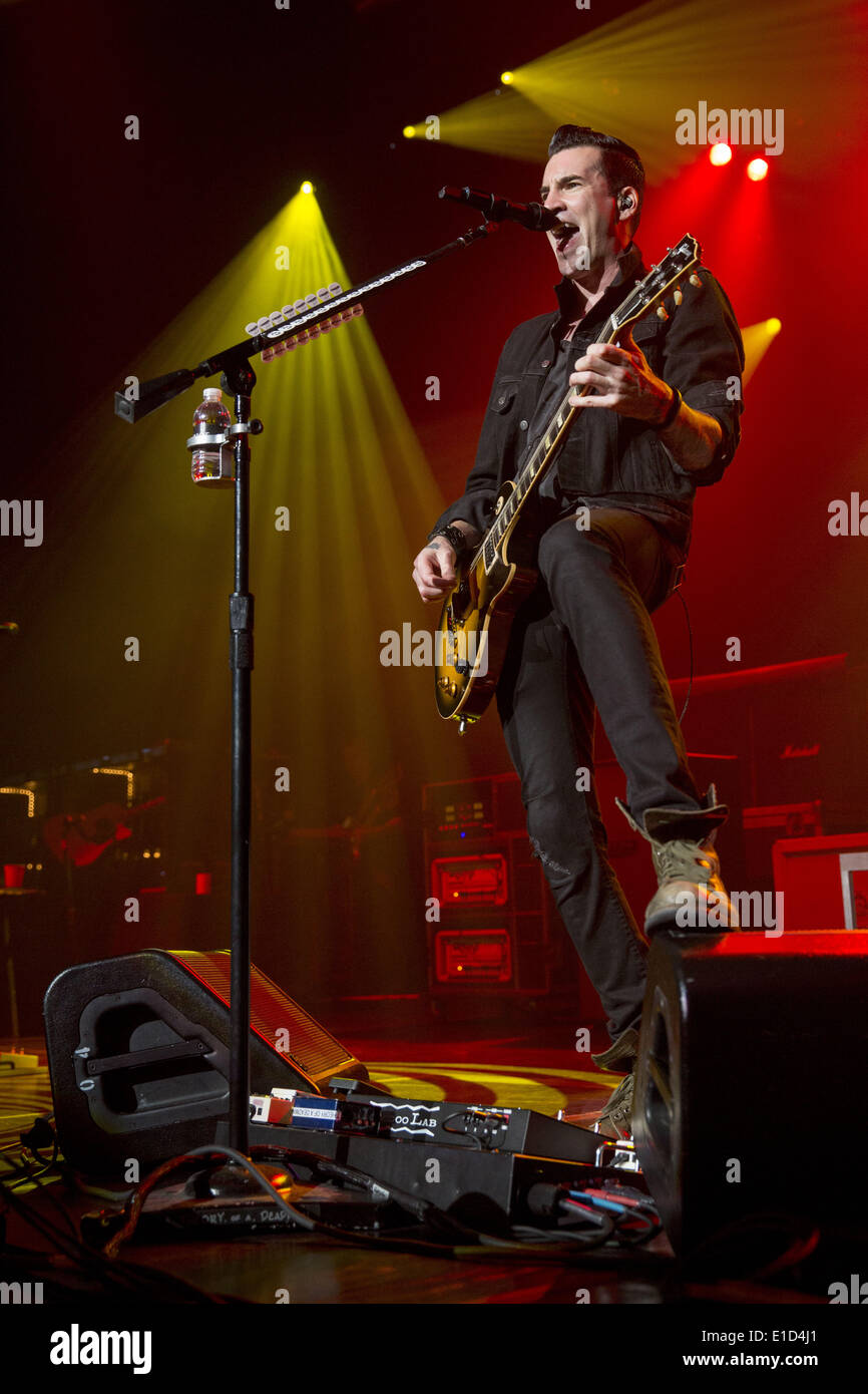 Theory of a deadman hi-res stock photography and images - Alamy