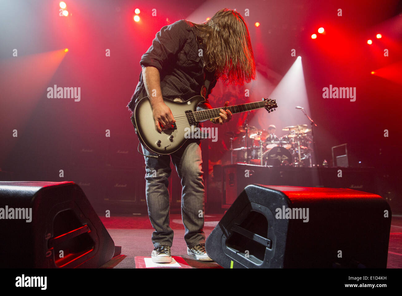 May 30, 2014 - Hammond, Indiana, U.S - Lead guitarist MIKE MUSHOK of ...