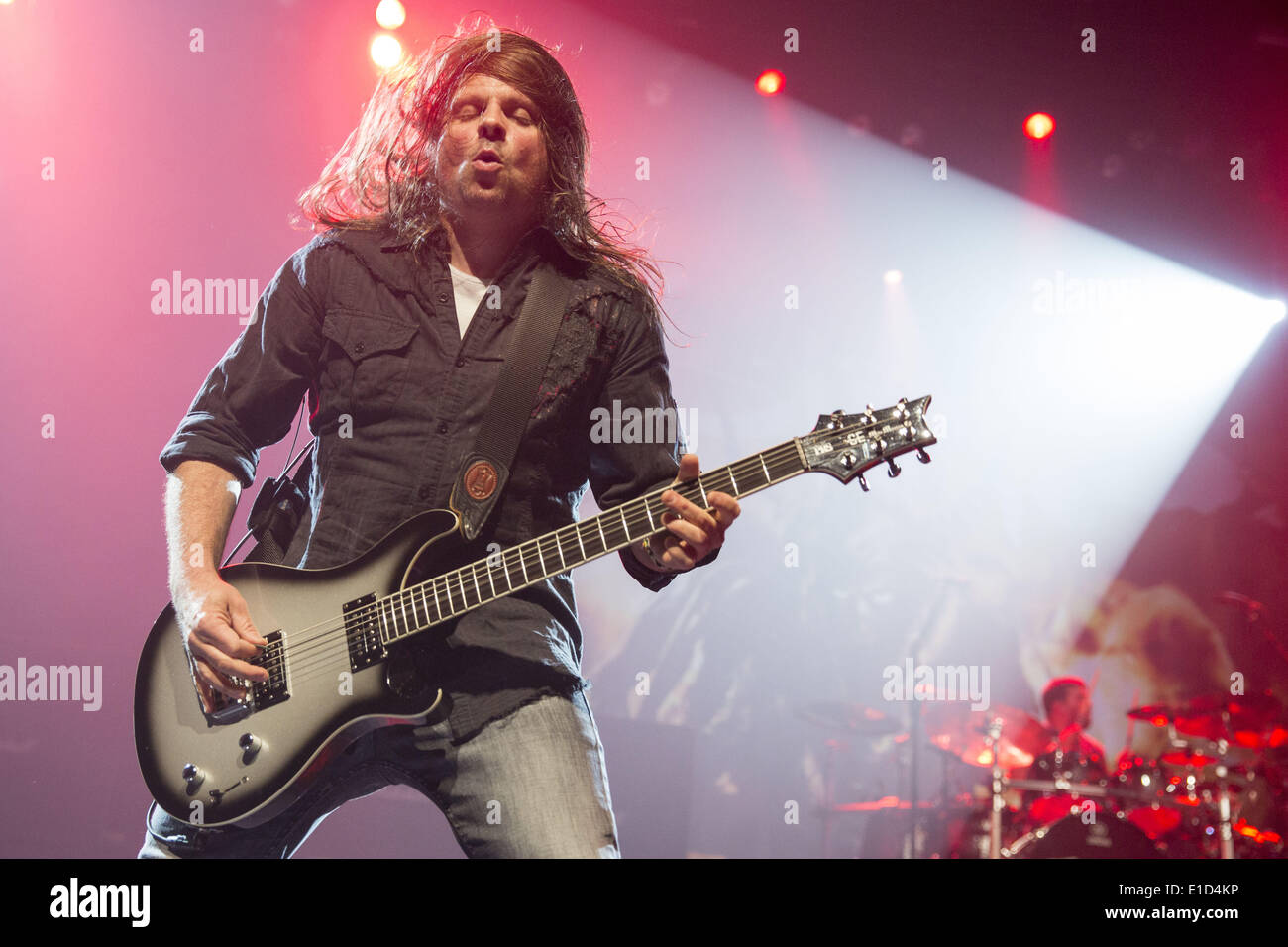 May 30, 2014 - Hammond, Indiana, U.S - Lead guitarist MIKE MUSHOK of ...