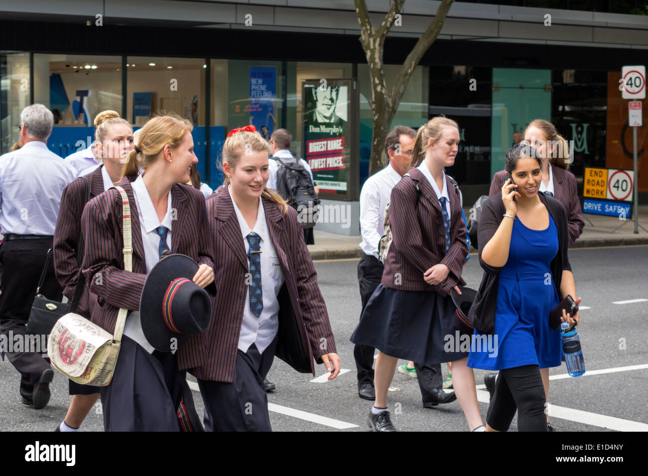 Australia school children in uniform hi-res stock photography and ...