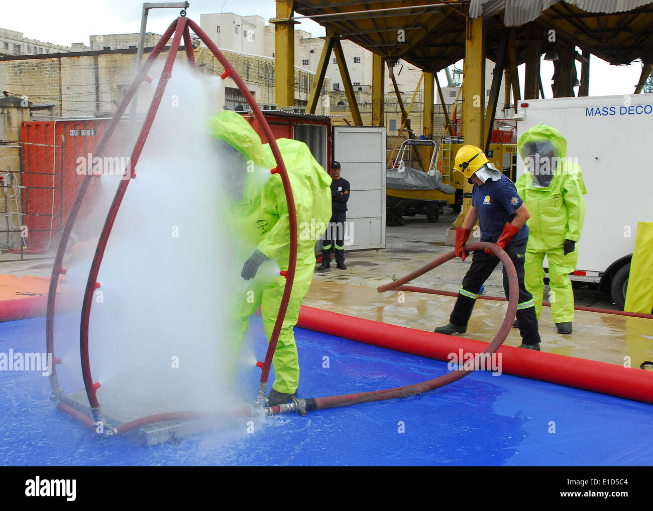 Mass decontamination hi-res stock photography and images - Alamy