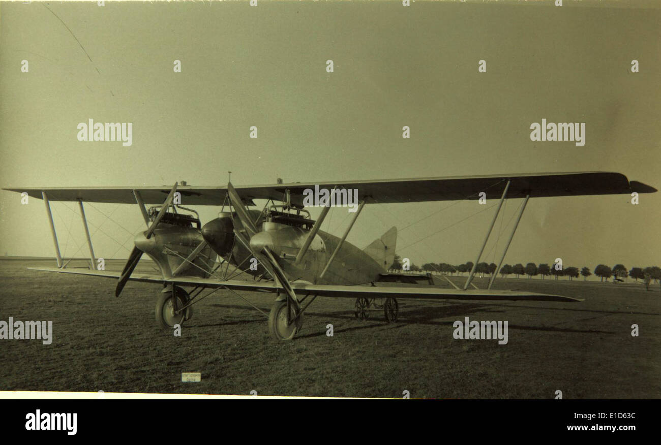 The Gotha GL.VII was a German World War One bomber aircraft, designed ...