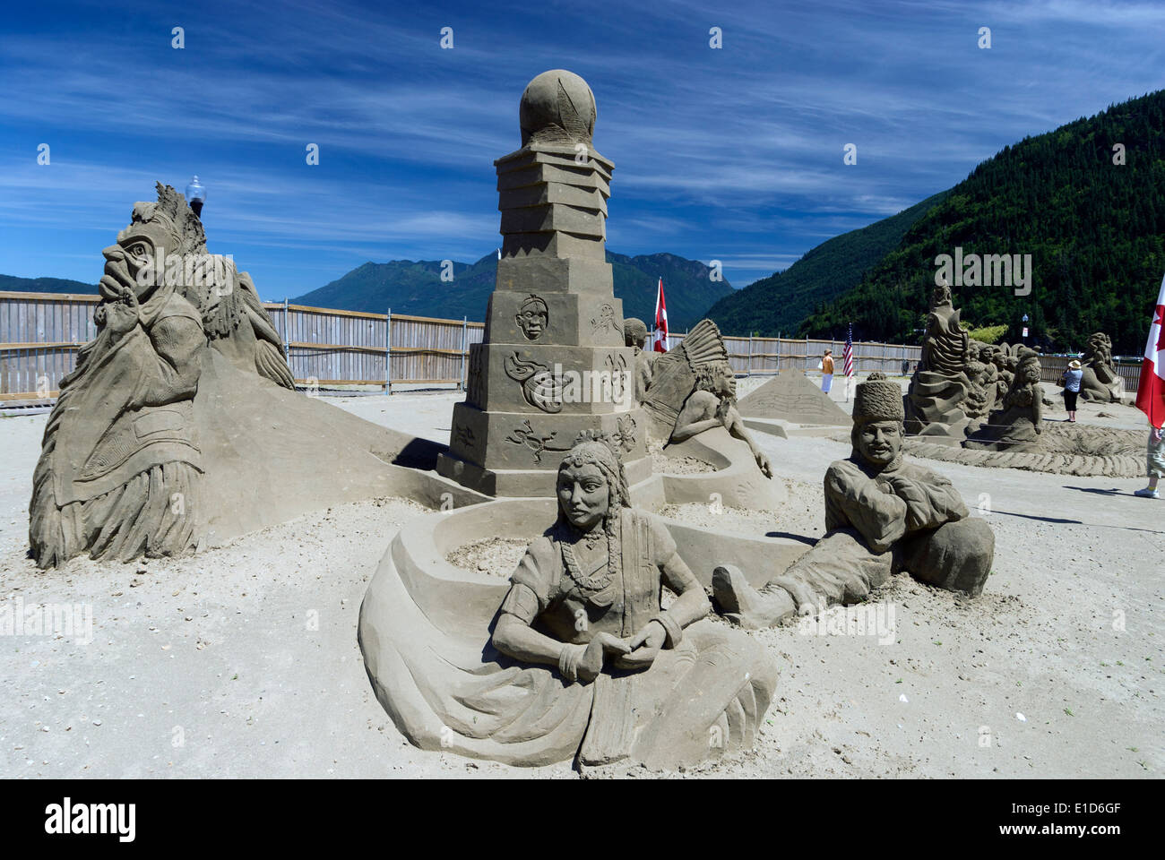 Sand sculptures hi-res stock photography and images - Alamy