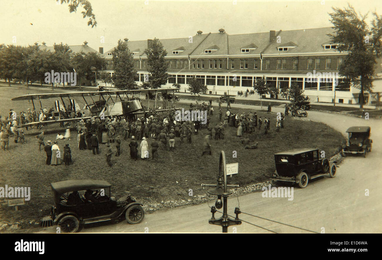 The Martin MB-1, later known as the 0-400, was a bomber aircraft used ...