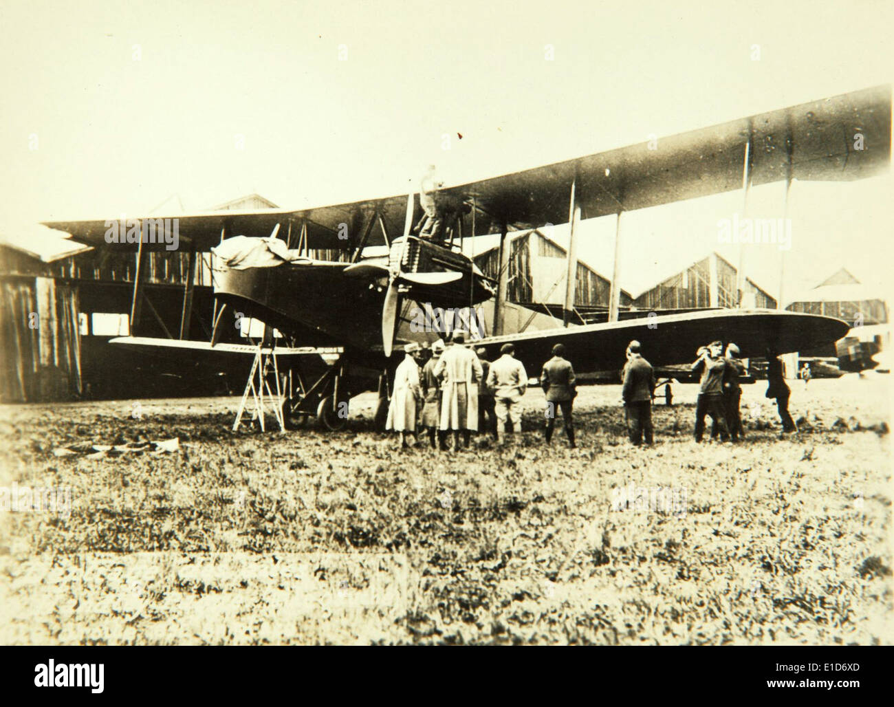Handley page 0 400 hi-res stock photography and images - Alamy