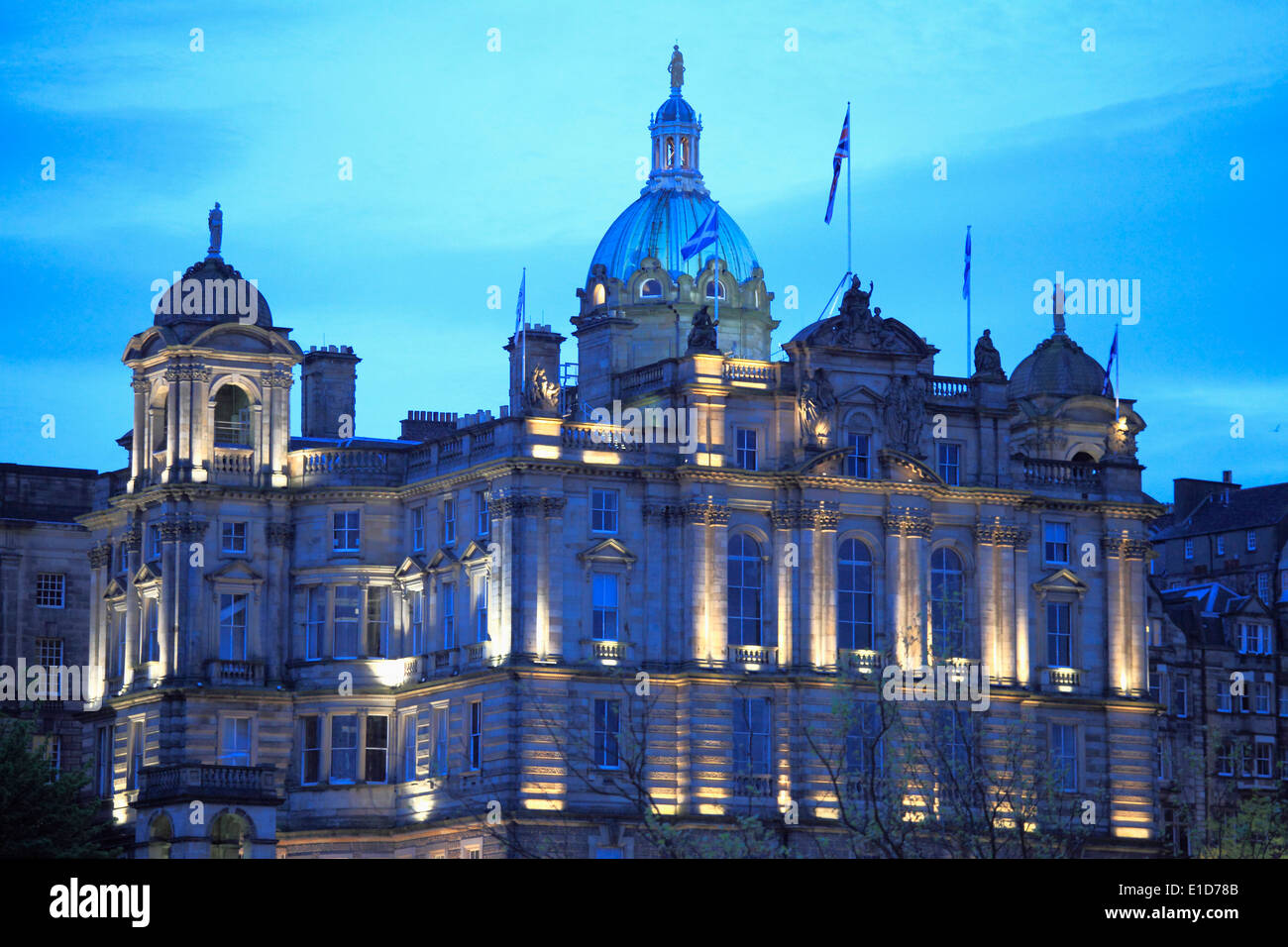 Edinburgh bank hi-res stock photography and images - Alamy