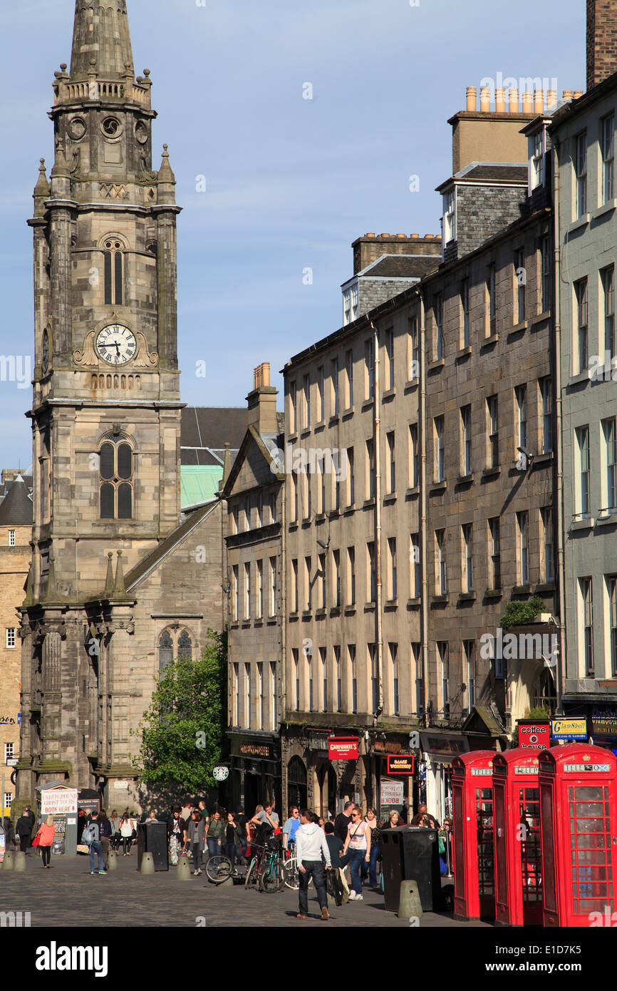 Edinburgh high street hi-res stock photography and images - Alamy