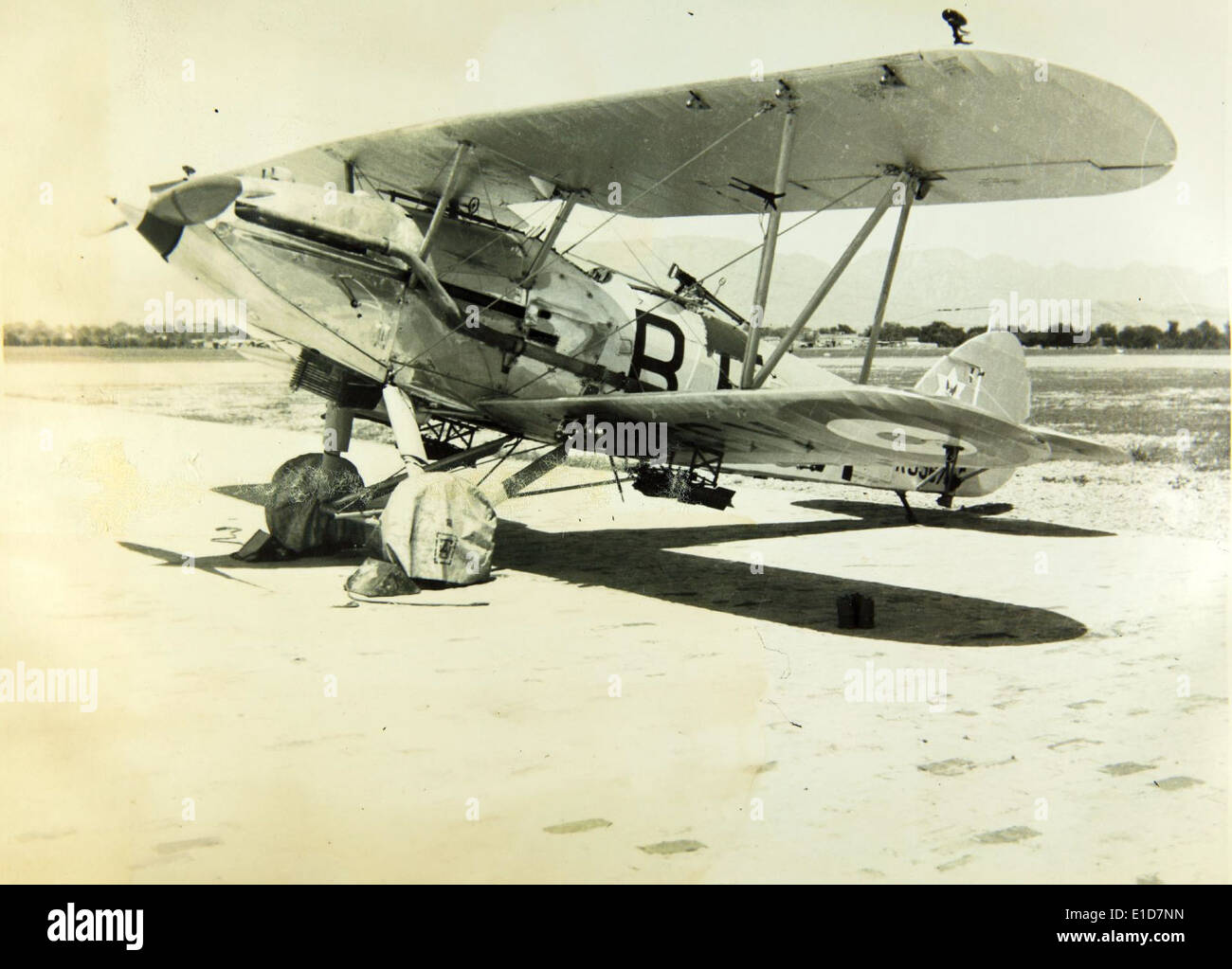 The Hawker Hart was a British light bomber and reconnaissance aircraft ...