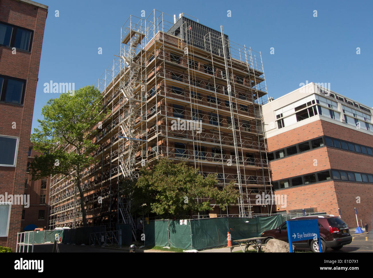 Construction site hospital in hi-res stock photography and images - Alamy