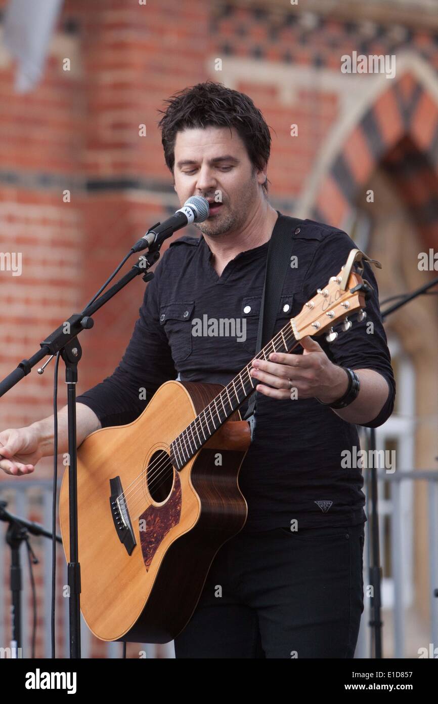 Australian Anthony Snape performing at the Wokingham International ...