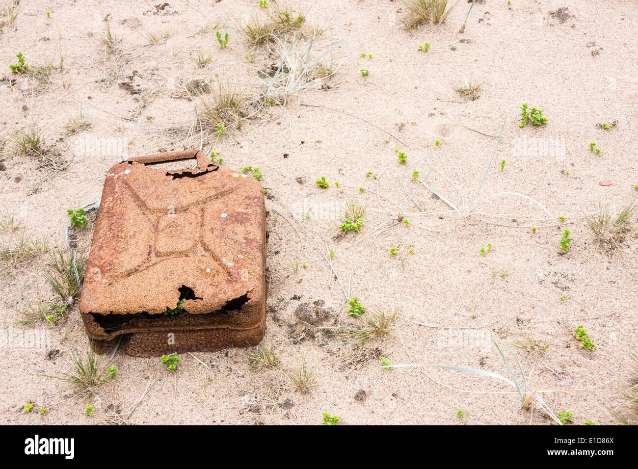 Jerrican hi-res stock photography and images - Alamy