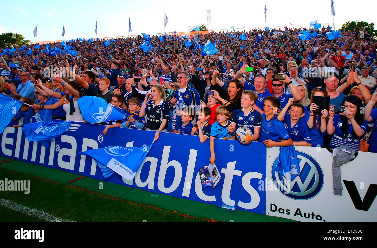 All ireland final crowd hi-res stock photography and images - Alamy