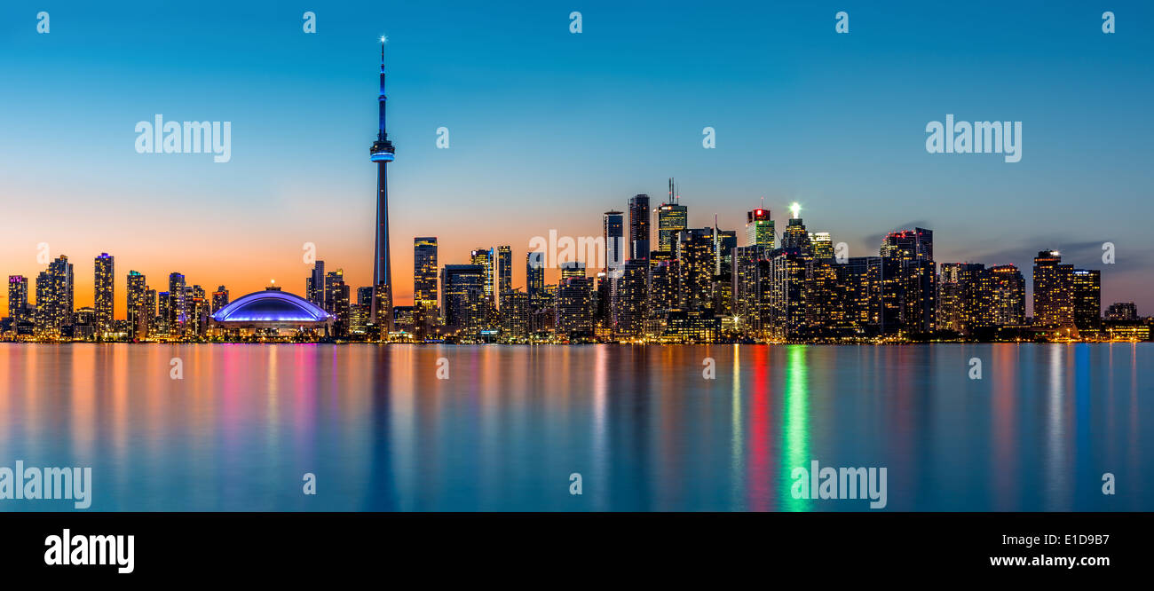 Toronto panorama downtown cityscape hi-res stock photography and images ...