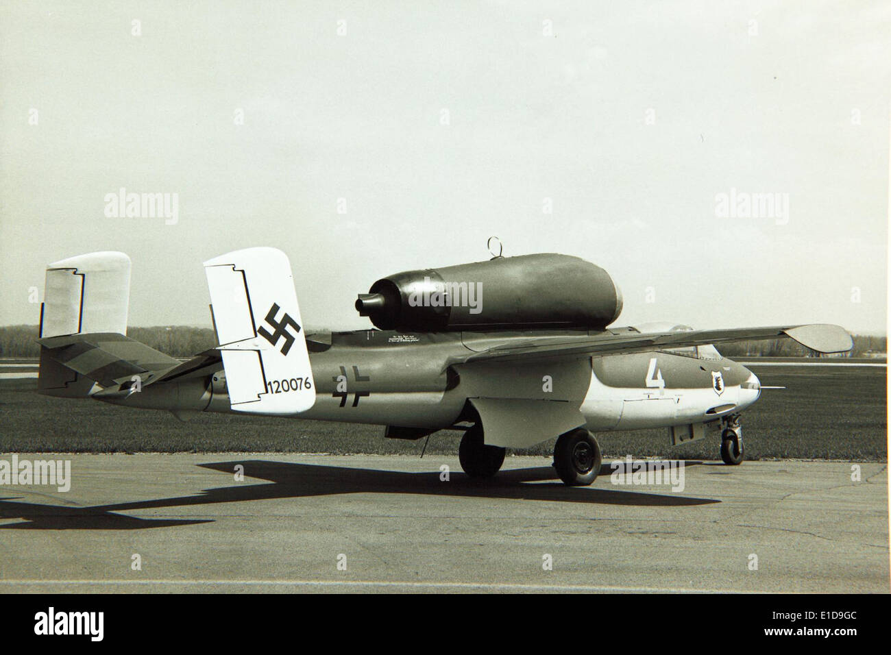 Heinkel he 162 hi-res stock photography and images - Alamy