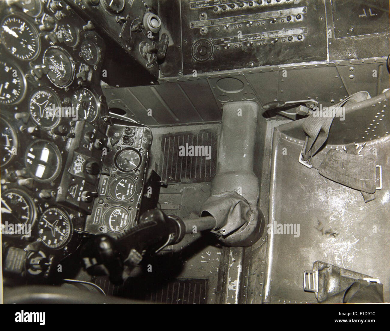 The Hispano-Suiza HA-200 Saeta was a Spanish-built jet trainer and ...