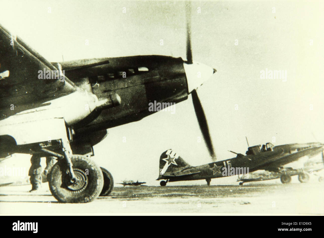 Ilyushin il 2 hi-res stock photography and images - Alamy
