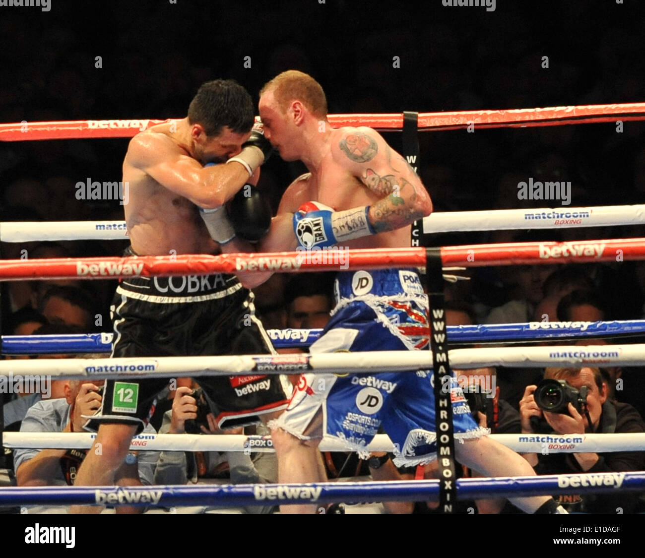 Ibf and wba world super middleweight title hi-res stock photography and ...