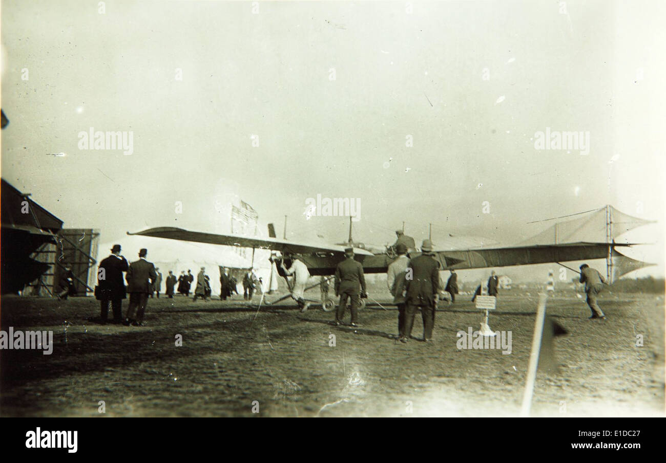 The Antoinette was one of the first successful aircraft designs in the ...