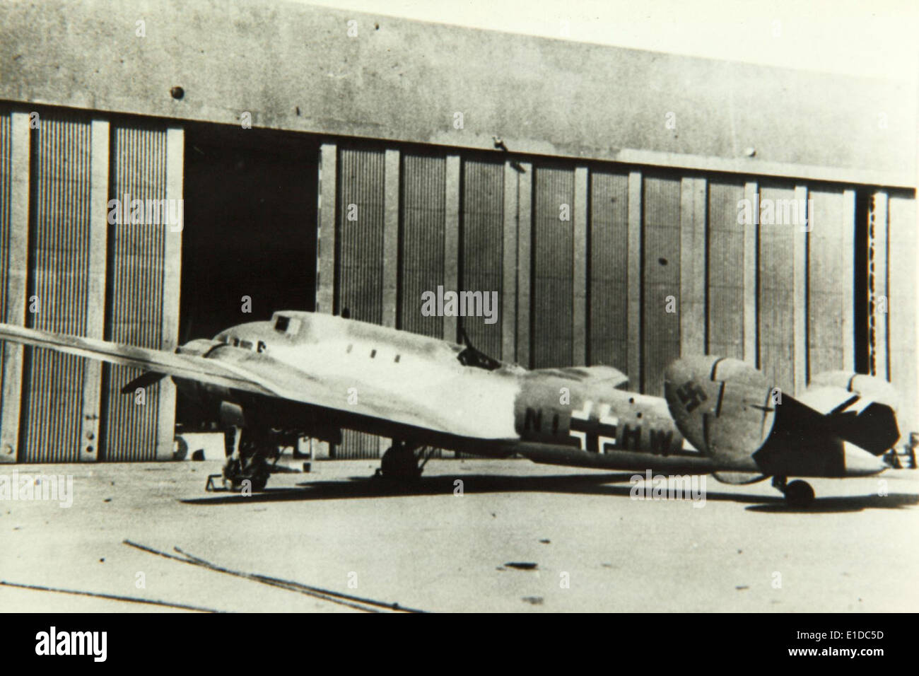 The Liore et Oliver LeO 451 was a French medium bomber used during ...