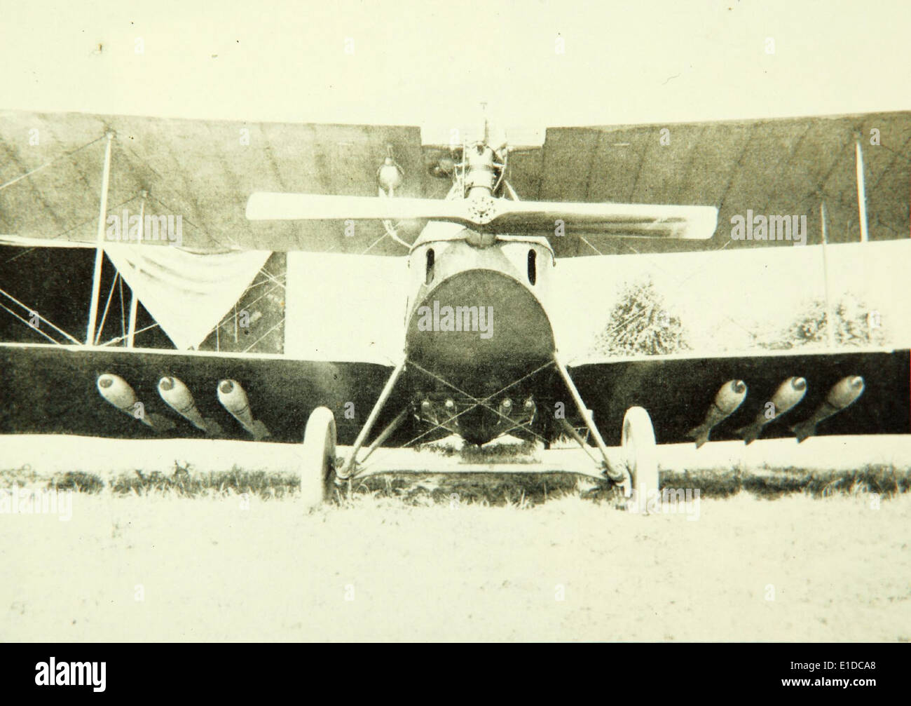 Lvg aircraft hi-res stock photography and images - Alamy