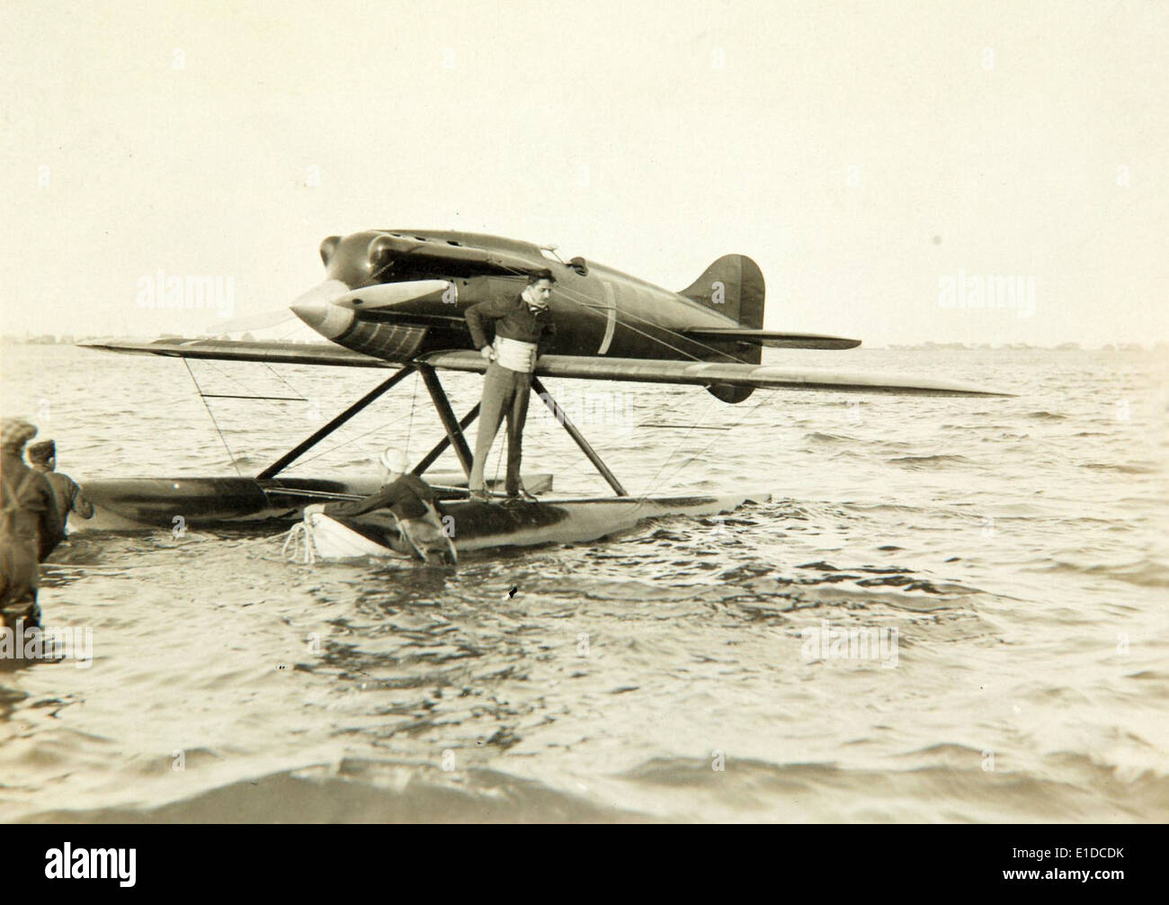 The Macchi M.39 was a pioneering Italian seaplane, designed in the late ...