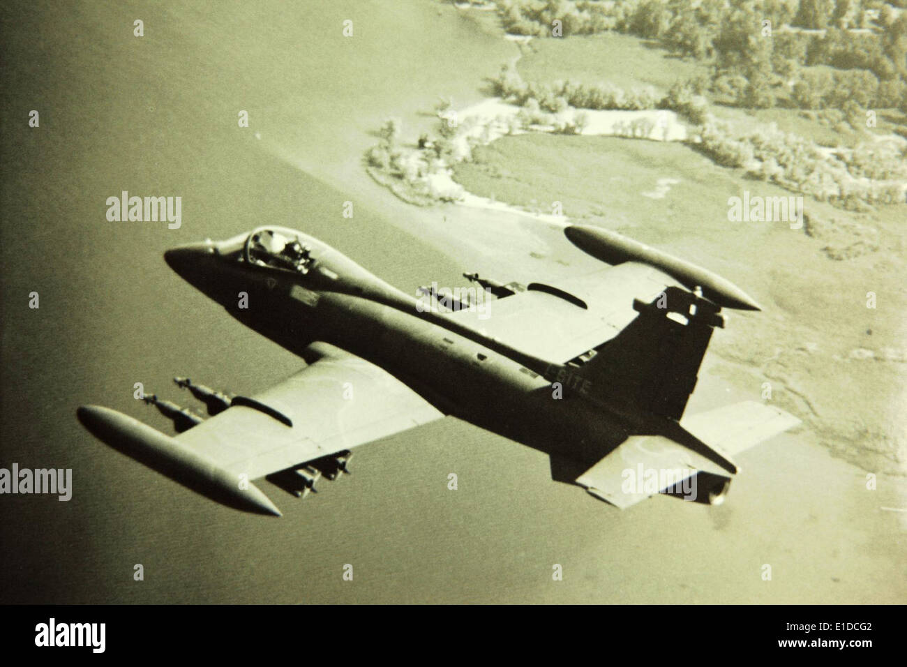 The Macchi M.B. 339 is a light military trainer and aerobatic aircraft ...