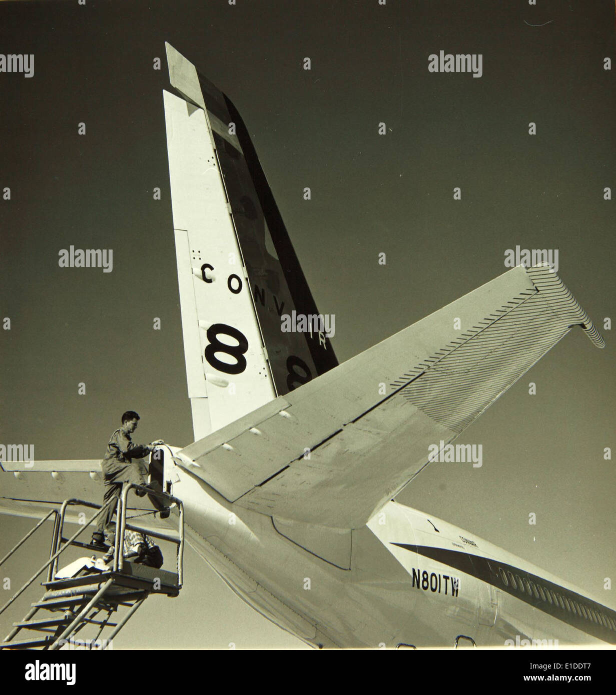 The Convair 880 was a commercial jet airliner developed by Convair in ...